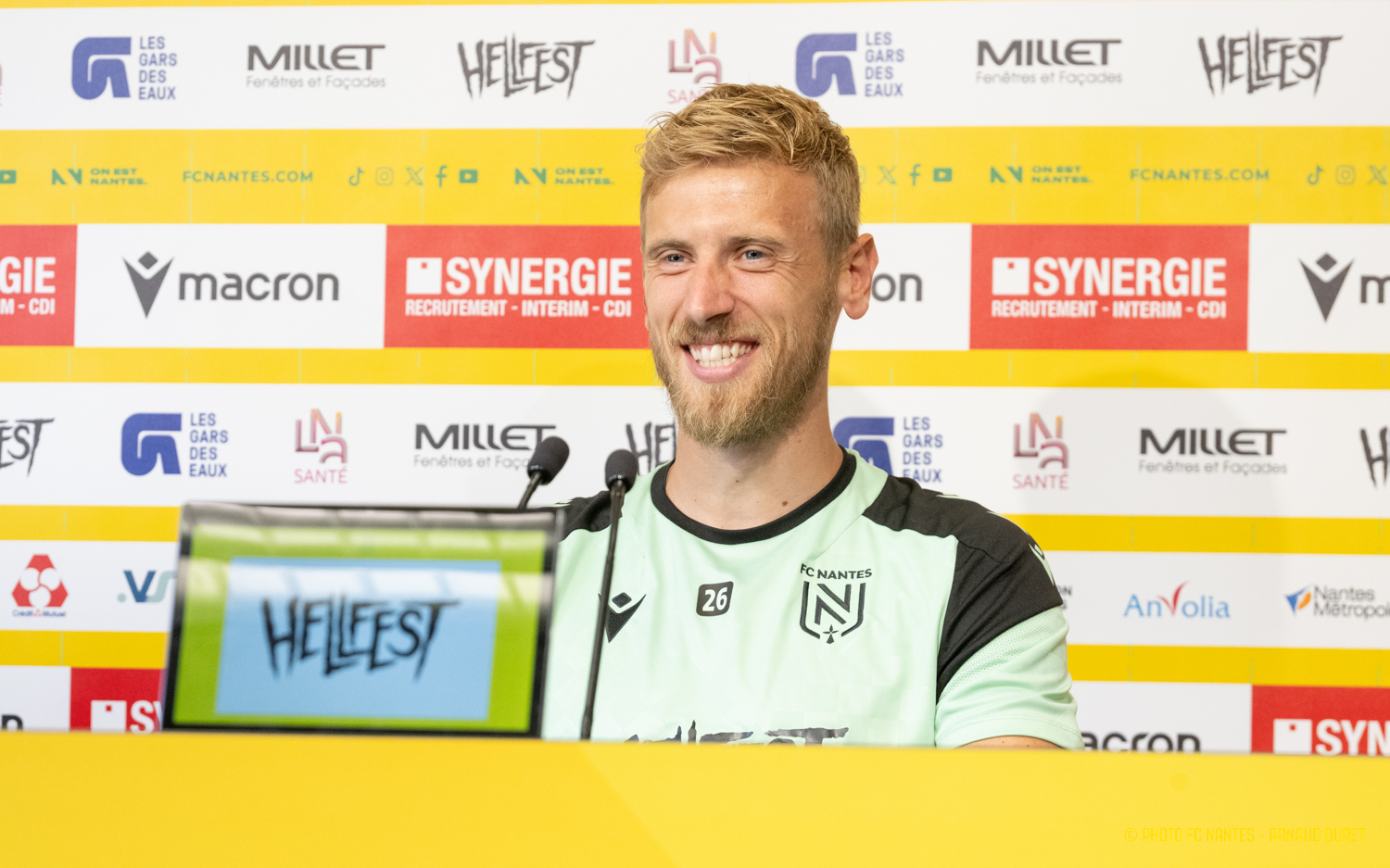 Budak sekolah viral sotwe she was as happy as a clam and